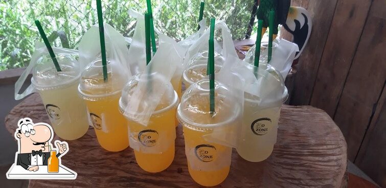 ครัวโอโซน & Ozone cafe, At Samat