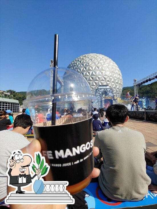 MANGO SIX pub & bar, Gwacheon-si - Restaurant reviews