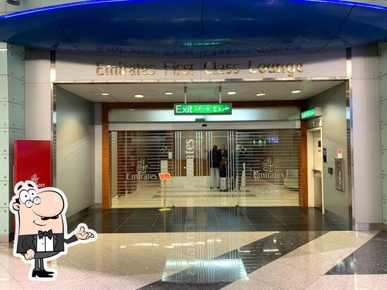 Emirates First Class Lounge (Gates C) restaurant, UAE - Restaurant reviews