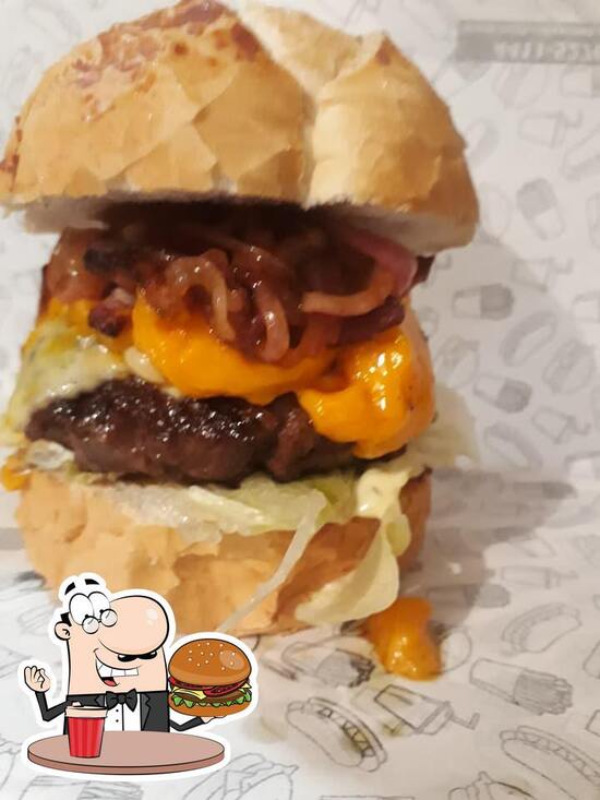 Menu at Burger Town restaurant, Atibaia