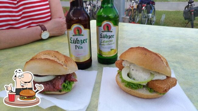 De Fischer Un Sien Fruh pub & Bar, Ostseebad Boltenhagen, Dorfstraße 1 ...