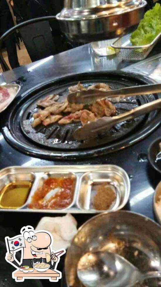 Menu at Samgyeopmasarap restaurant, Manila, Second Floor