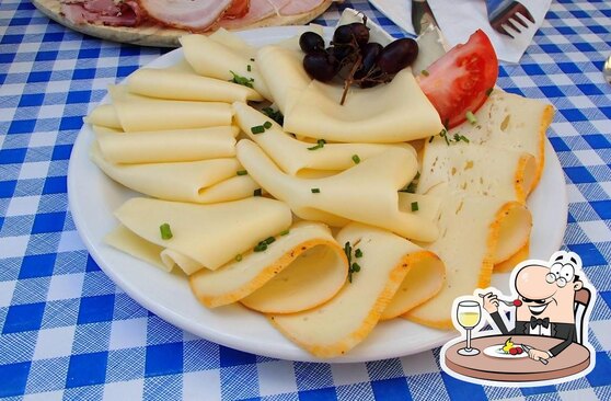 Bauer-Weiß Heuriger pub & bar, Stotzing - Restaurant reviews