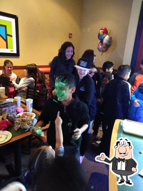 Round Table Pizza, Carson City - Restaurant menu, prices and reviews
