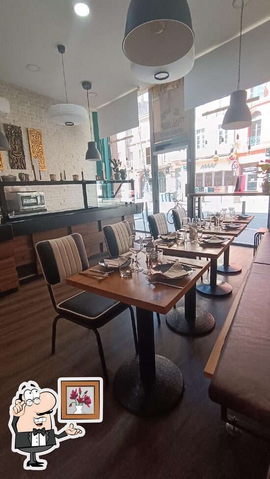 Dee Dee Thai Sushi, Toulouse - Restaurant menu, prices and reviews