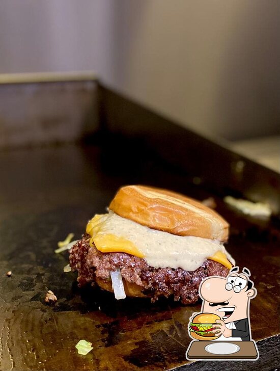 Between 2 Buns Burgers in Vancouver - Restaurant menu and reviews