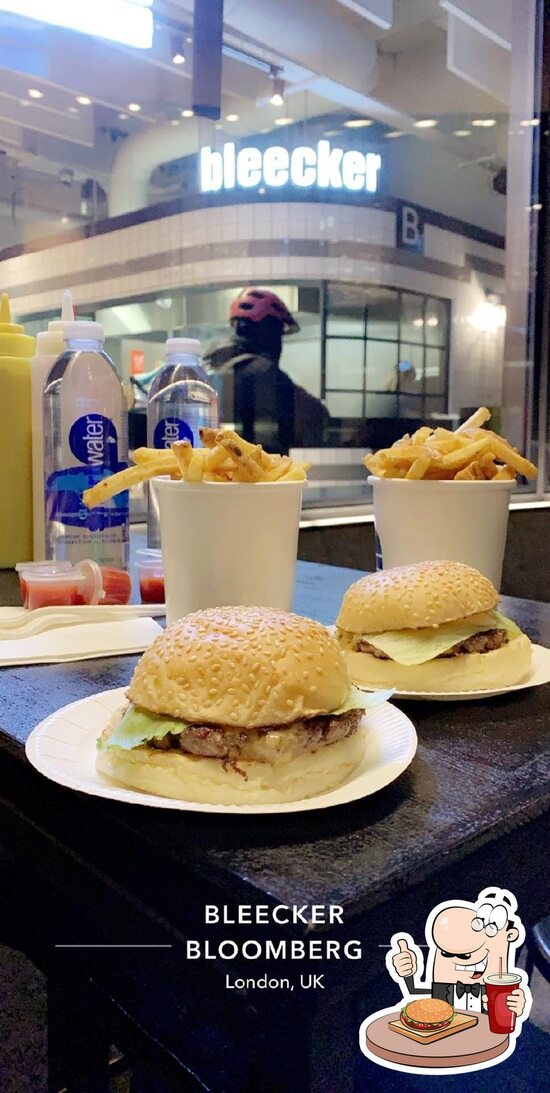 Bleecker Burger Bloomberg, 16 Bloomberg Arcade in London - Restaurant ...