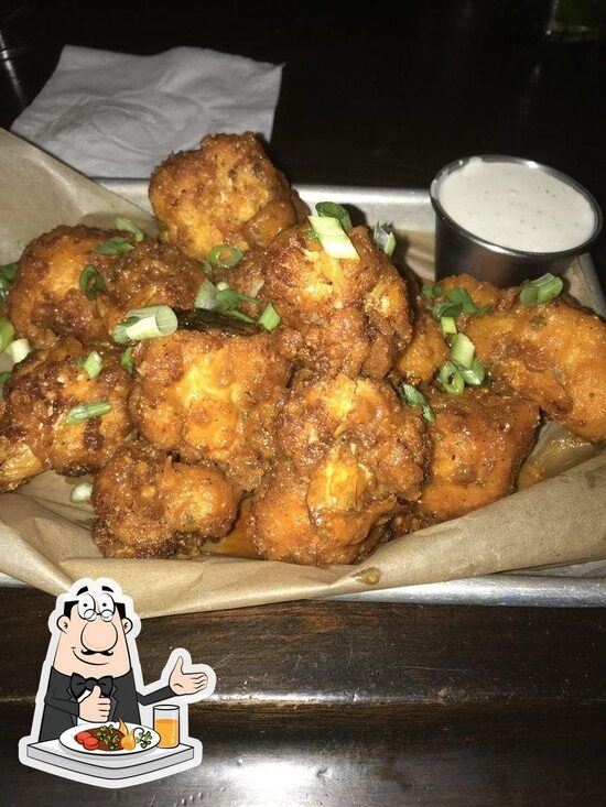 Cloud Red in Shorewood - Restaurant menu and reviews
