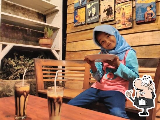 Unclesnake Coffee cafe, Jasinga, Jalan Letnan Sayuti No. 6 - Restaurant ...