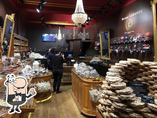 MAISON GEORGES LARNICOL - MOF - Biscuiterie Chocolaterie, Lille - Menu ...