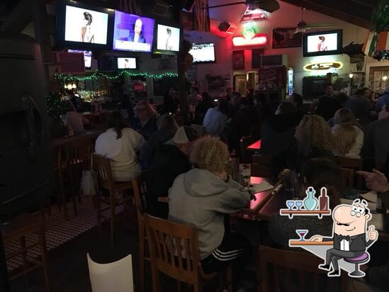 Brainiac Bar Games in Centreville