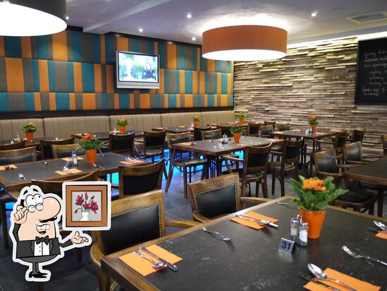 Dine 'n Ice - Eethuis - IJssalon Greetje, Riemst - Restaurant menu ...
