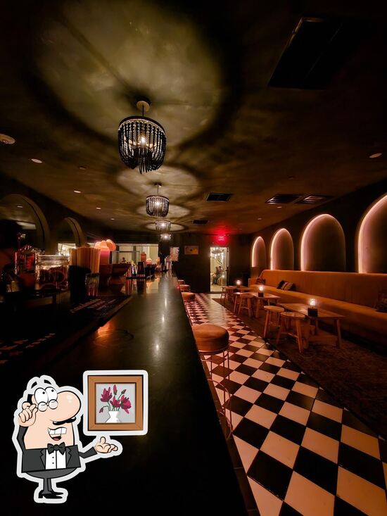 Hush Hush, El Paso - Restaurant menu, prices and reviews