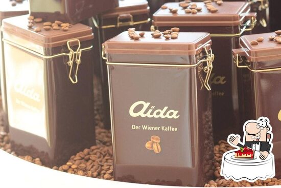 Café-Konditorei Aida cafe, Vienna, Singerstraße 1 - Restaurant reviews