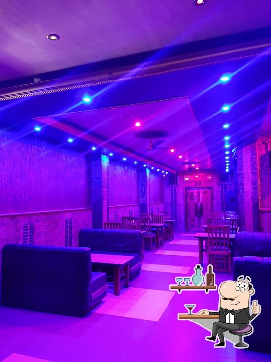 Shotz Bar & Grill, Shillong - Restaurant reviews