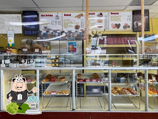 Jolly Donuts, Los Angeles - Restaurant menu, prices and reviews