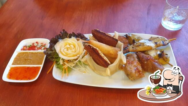 Tiien Thai Broadstone, 13 Moor Rd in Broadstone - Restaurant menu and ...