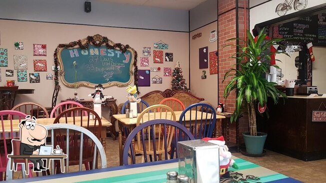 Coffee Court Bistro, Riverside - Restaurant menu, prices and reviews