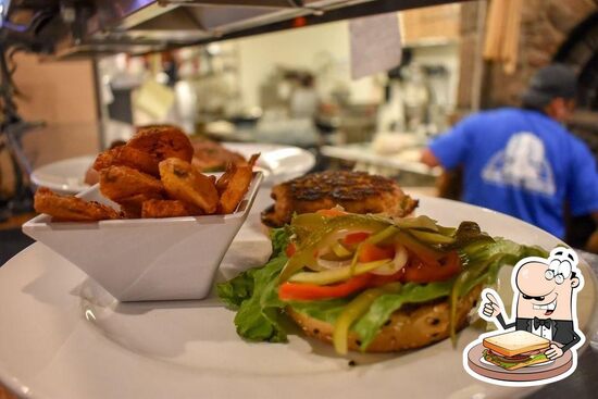 Food Fanatics Kitchen in Roanoke - Restaurant menu and reviews
