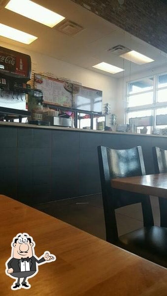 Groovys Pizza & Grill, Miami - Restaurant menu, prices and reviews