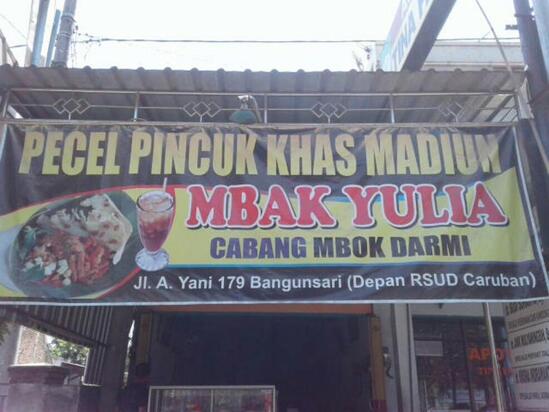 Menu at Pecel Pincuk Khas Madiun Mbak Yulia, Ngampel