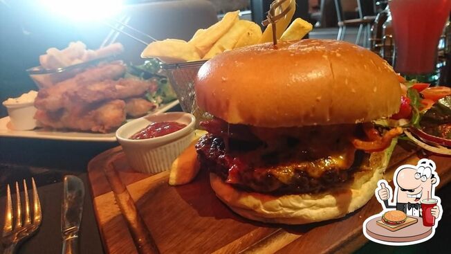 Pub y bar The Kastille, Turriff - Carta del restaurante y opiniones