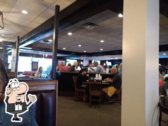 Menu at Center Tree Bar & Grill, Rutland