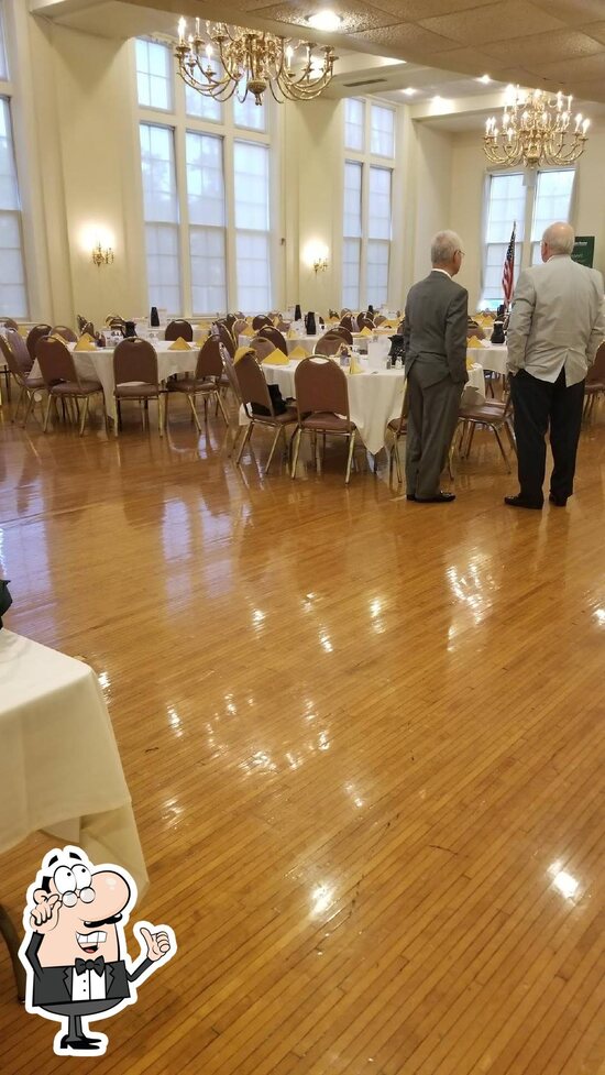 Decatur Club in Decatur - Restaurant menu and reviews