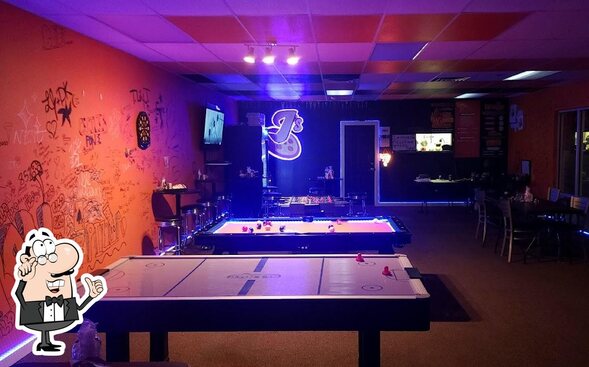 Js Pizza and Wings in Bellevue - Restaurant menu and reviews
