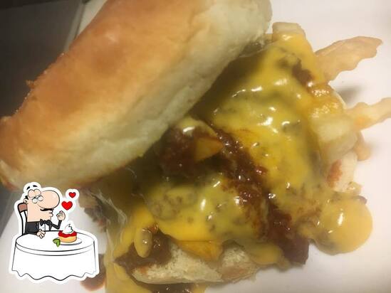 Sub Queen, 1459 Stratford Ave in Bridgeport - Restaurant menu and reviews