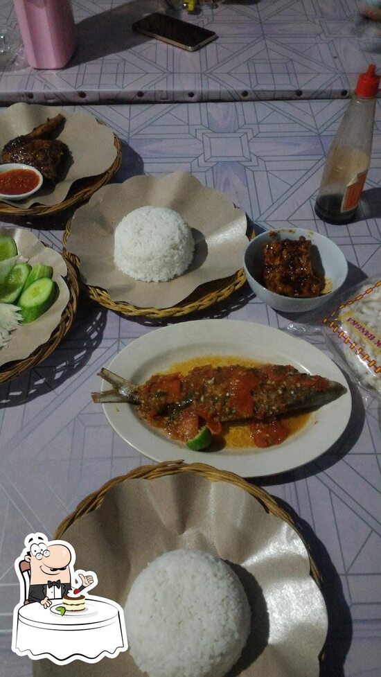 Menu at Pecak Bandeng, Tangerang