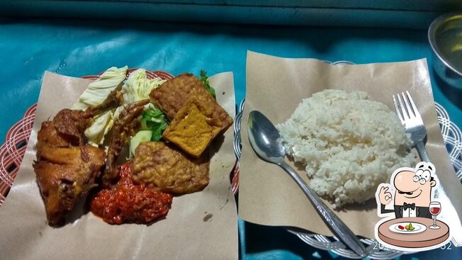 Restaurante Pecel Lele Cak Har, Semarang - Opiniones del restaurante