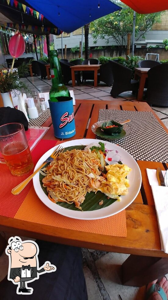Sun Shooters Restaurant and Shooters Bar, Mengwi - Restaurant menu ...