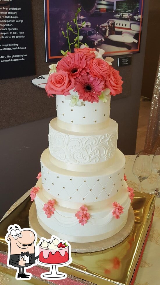 W.O.W. Cakes in Wichita - Restaurant menu and reviews