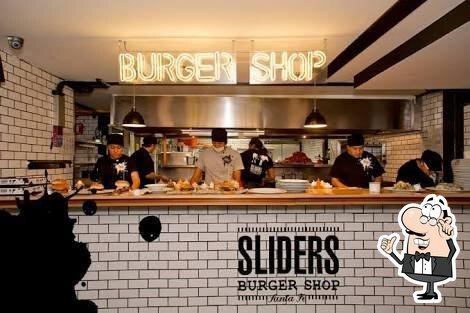 Menu at Sliders restaurant, Mexico City, Vasco de Quiroga 3800