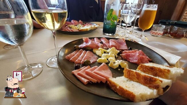 The Slough House Kitchen in Sloughhouse - Restaurant menu and reviews