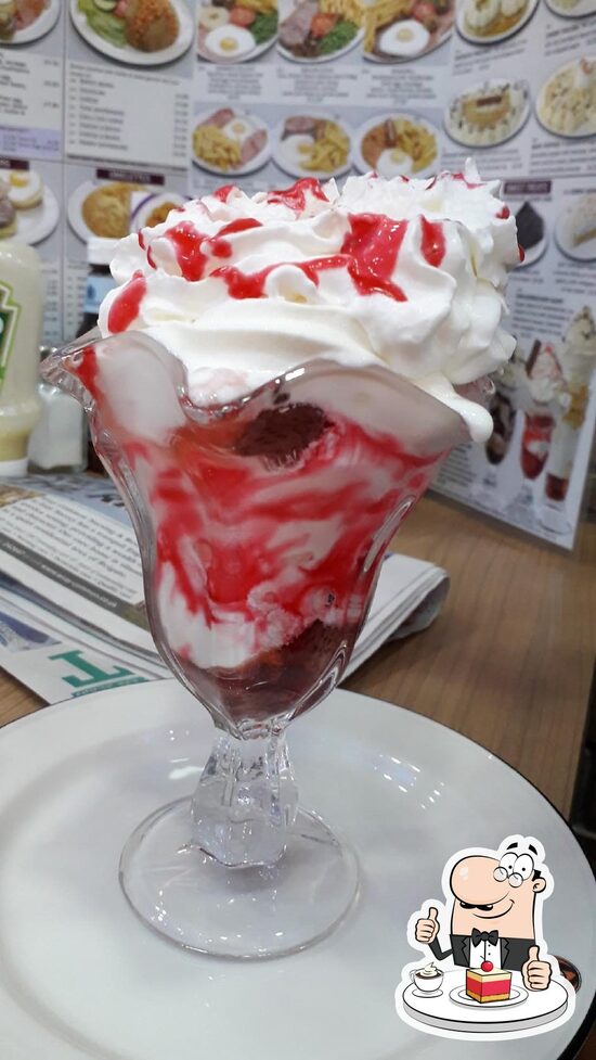 Poppins Cafe & Restaurant in Redhill - Restaurant reviews