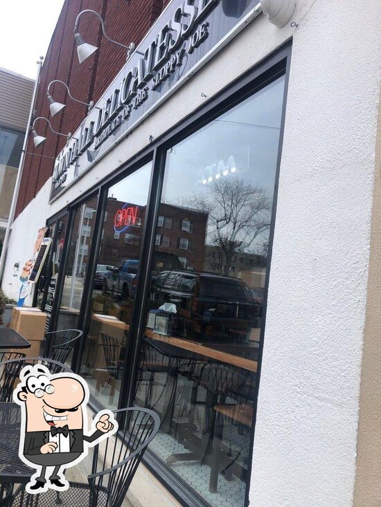 Town Hall Deli, South Orange - Restaurant menu, prices and reviews