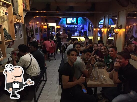 Troopers Hideout Bar and Resto, San Juan - Restaurant menu and reviews