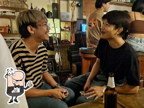 Arttro studio barber, Bangkok - Restaurant reviews