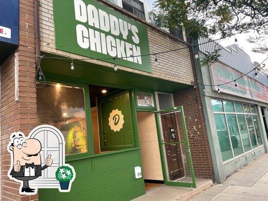 Daddy's Chicken in Toronto - Restaurant menu and reviews