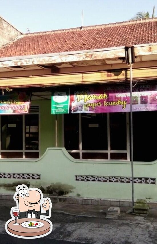 Ben Sae shop restaurant, Godean