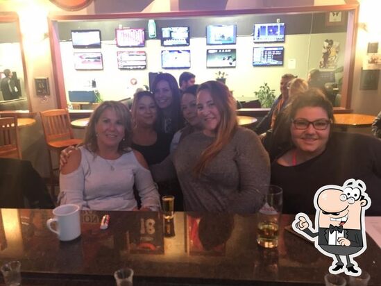Karlee's Bar BAND Nights & Karaoke in Hamilton