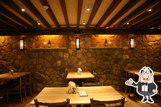 85 Main, Putnam - Restaurant menu, prices and reviews