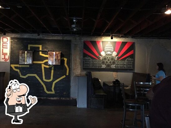 Back Lot in Austin - Restaurant menu and reviews