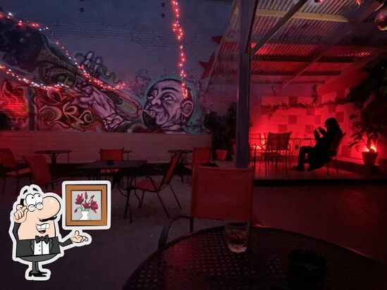 Pub y bar Starlight Lounge, Durango, 937 Main Ave - Carta del ...