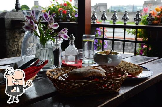 The Curragower Bar & Restaurant in Limerick - Restaurant menu and reviews