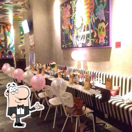 Double Chin Restaurant & Bar, Jakarta - Restaurant menu, prices and reviews