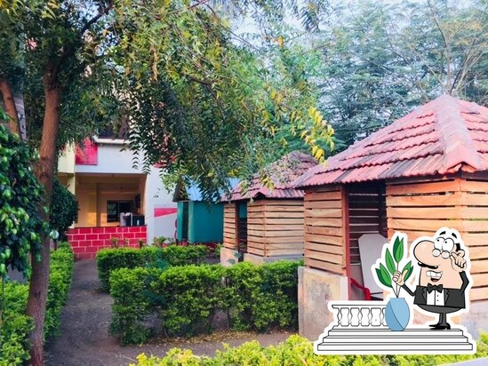 Hotel Heera Garden, Sakri - Restaurant reviews