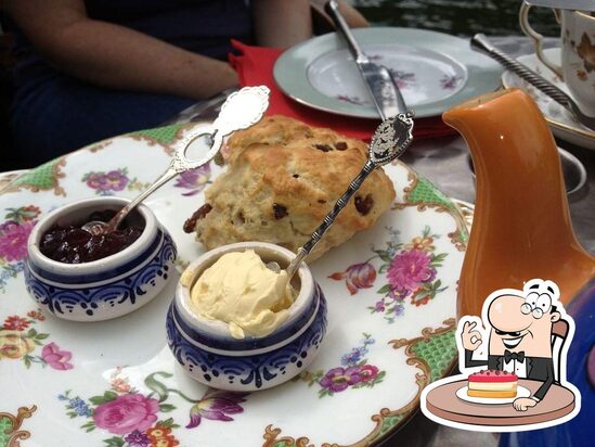 Whittington's Tea Barge in Reading - Restaurant menu and reviews